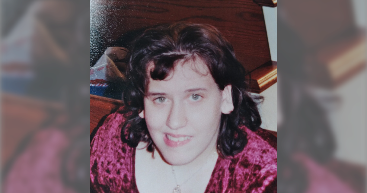 4fa6beeadd27134324fe1aa3905d6d20_Amanda_Lyons.png
