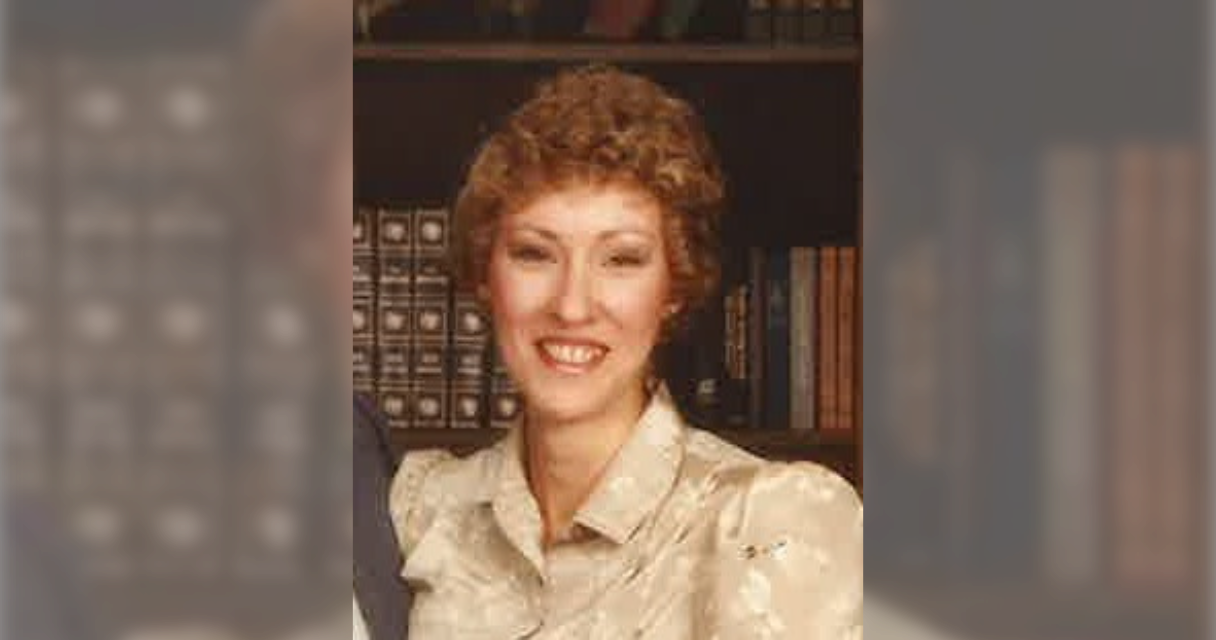 77143acde205845c38607408e7502ac9_Carol_Robertson.png