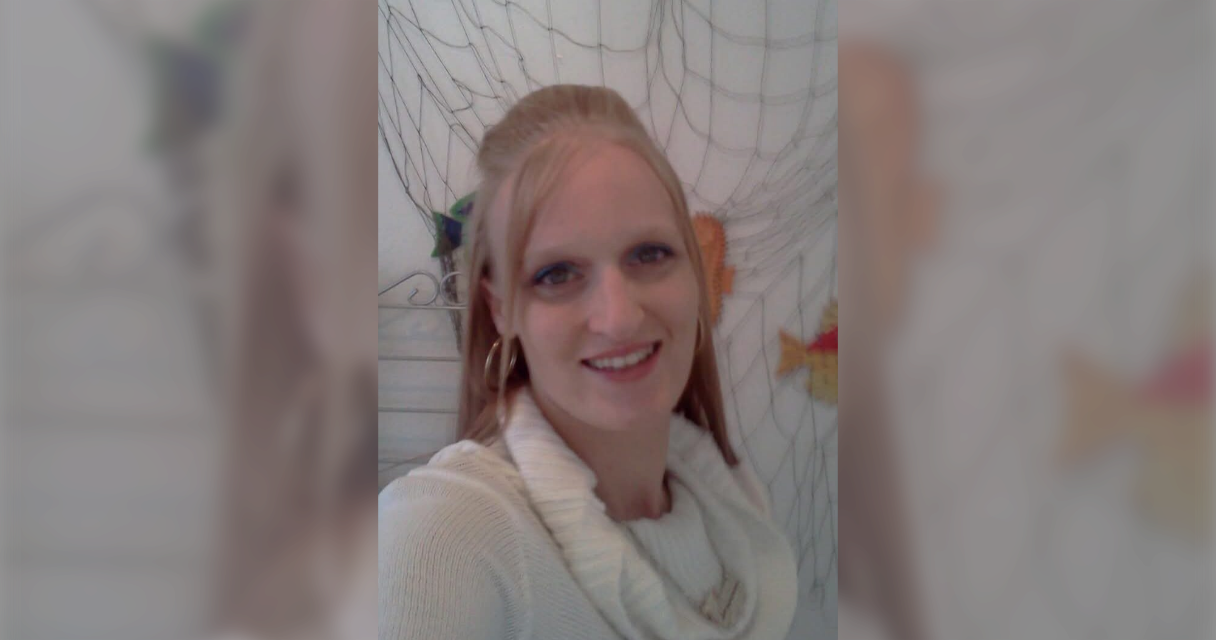 8d6a4faa8a319a45b614bd0d69740eec_Melanie_Mee.png